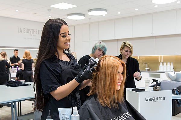 Ausbildungswege : Steinhoff Haardesign - La Biosthetique Friseur in ...